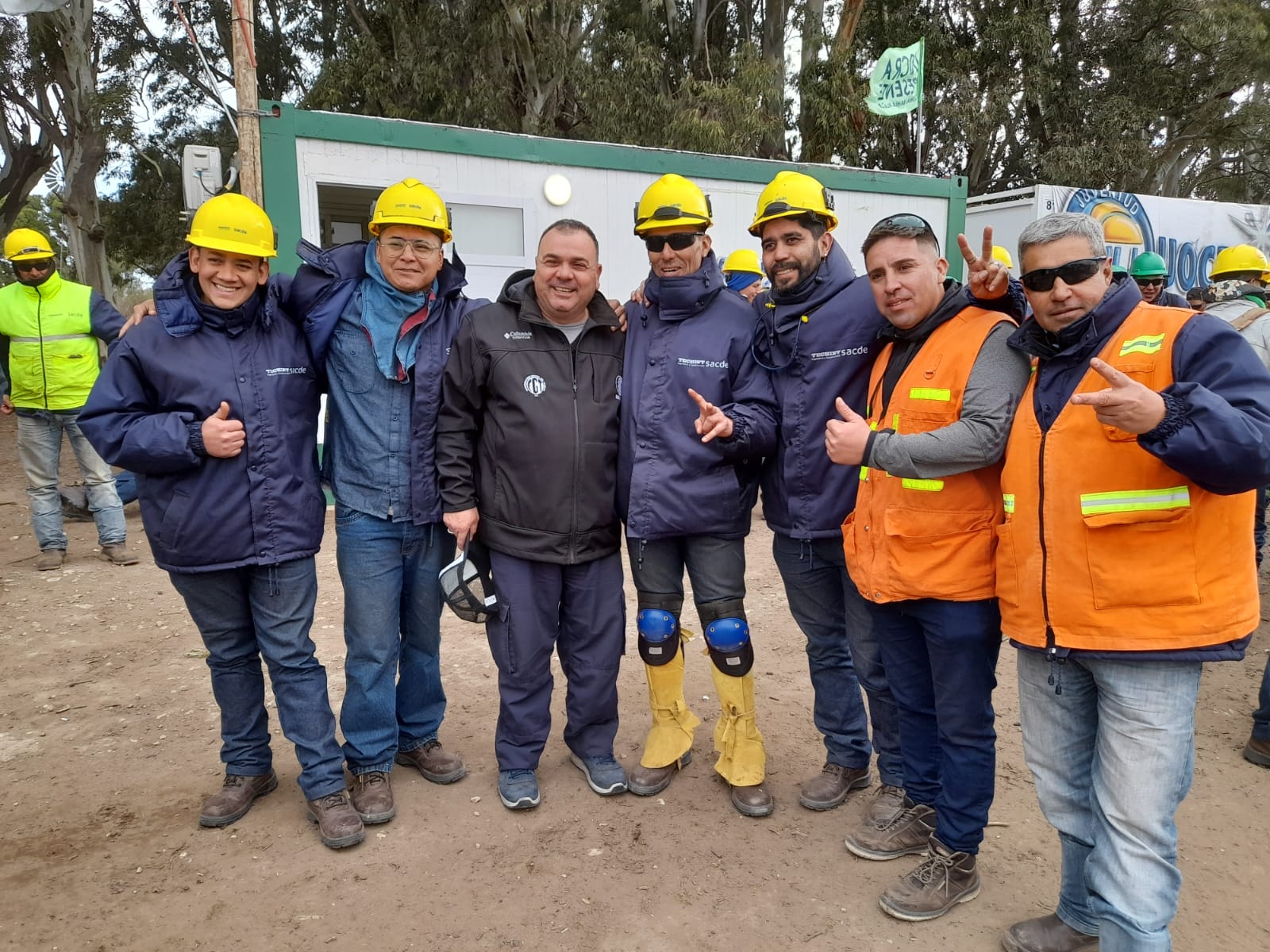 "Carlos Boer, Secretario General de Uocra Seccional Bahía Blanca, Visita a Trabajadores del ...